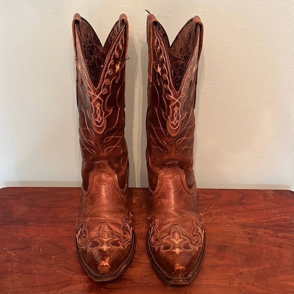Cowboy Boots Leather Brown Color Distressed Ariat Wom… - Gem